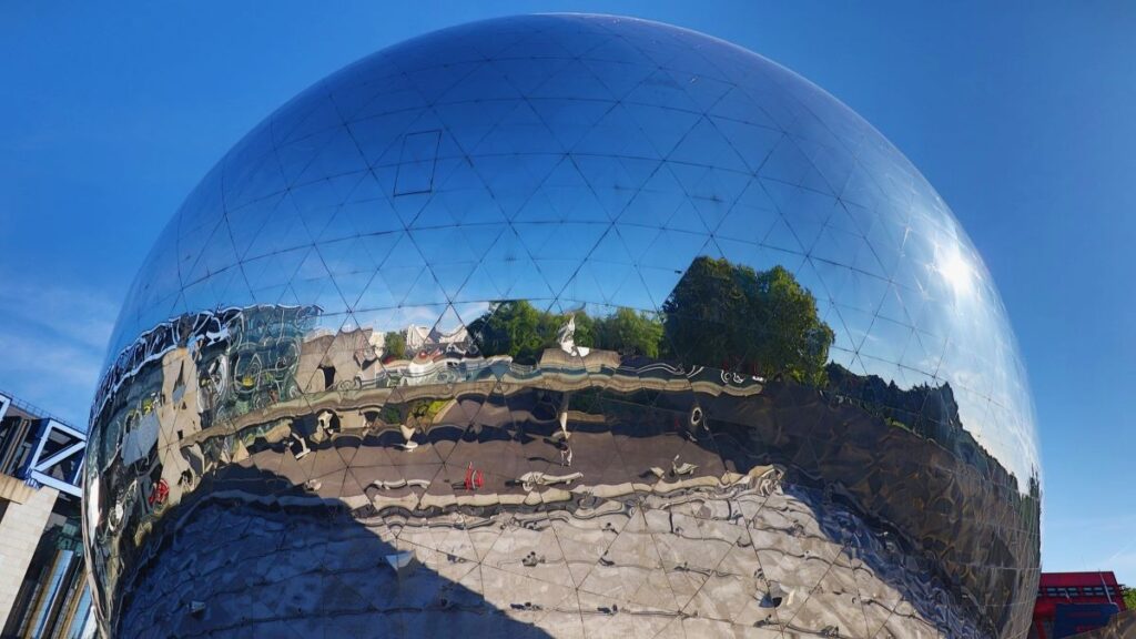 Risk Disclosures Reflect Geopolitical Instability Concerns